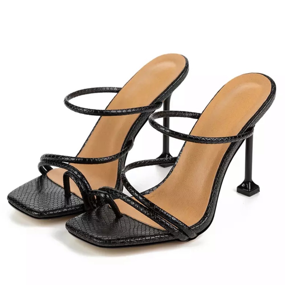 Black Stiletto Square Base Heels - Gem